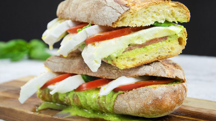 Panino Caprese | Ricetta Chef in Camicia