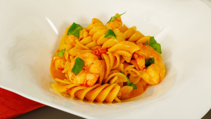 Fusilli con caprino e salsa di soia dolce | Ricetta Chef in Camicia